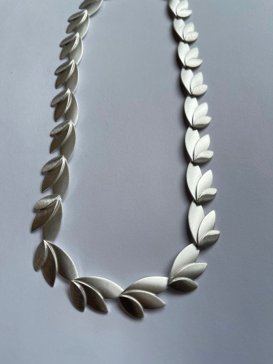Three Leaf Necklace – Derek Simpson Goldsmith